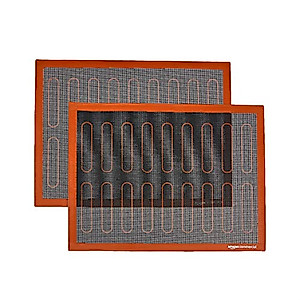 AmazonCommercial Silicone Non-Stick Eclair Baking Mat, Reusable, Easy to Clean, 15.7 x 11.8-Inches, 2-Pack