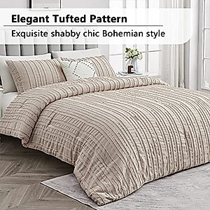 Andency Khaki Comforter Set Queen Size, 3 Pieces Tufted Boho Comforter Set for Queen Bed, Lightweight Fluffy Bedding Set for All Seasons (90x90 Comforter & 2 Pillowcases)