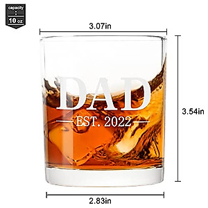 Futtumy Dad Est 2022 Whiskey Glass, Dad Gift for Men Father Dad New Dad Husband from Son Daughter Wife, Father Scotch Glass for Father’s Day Birthday Christmas Retirement, 10 Oz