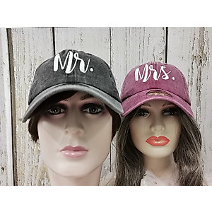 Enodtter Mr and Mrs Hats, Hubby Wifey Embroidered Bride Groom Matching Baseball Caps, Newlywed Honeymoon and Wedding Gift for Couples, Bridal Gift