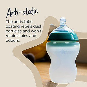 Tommee Tippee Silicone Baby Bottle and Pacifier Set | Closer to Nature Soft Feel Bottles, Breast-Like Nipples, Stain and Odor Resistant | 0-6m Breast-Like Pacifiers