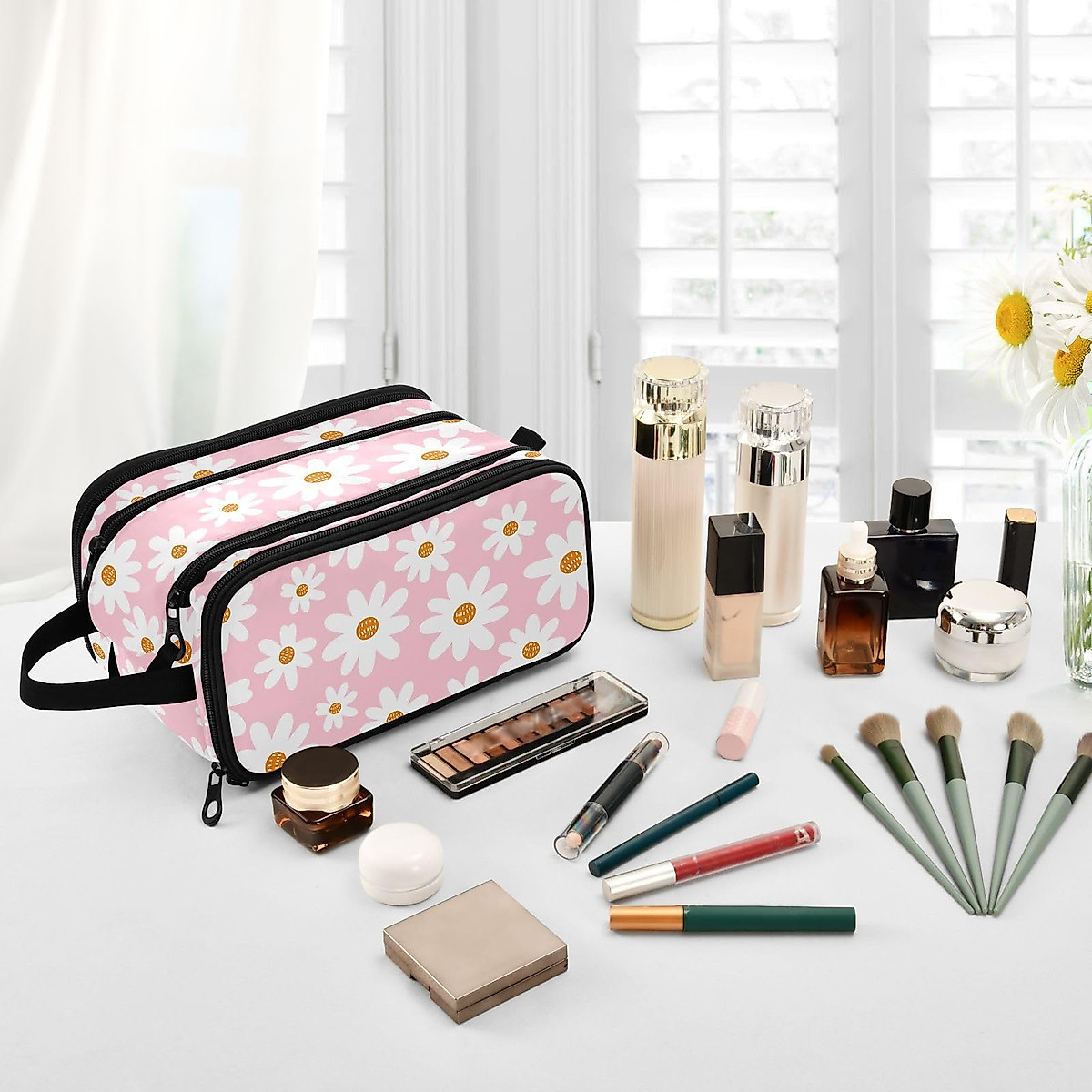 Sletend Large Capacity Cosmetic Bag Toiletry Bag for Men and Women Daisy Pink Print Portable Water Resistant Bathroom Shower Bag, Lightweight Dopp Kit Shaving Bag