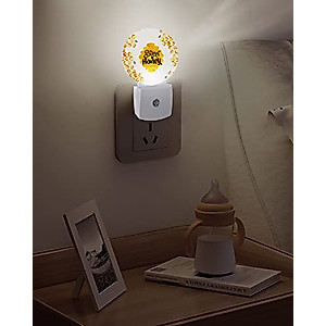 ILYBEEN Farm Sweet Honey Bee with Honeycomb LED Night Lights Plug-in Nightlight with Auto Dusk to Dawn Sensor, Hexagon on Burlap Cotton Round Lamp for Bedroom,Hallway,Bathroom