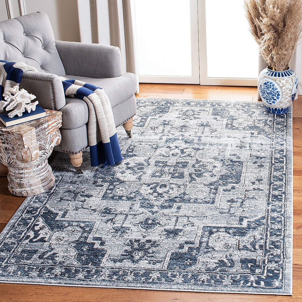 MARTHA STEWART x SAFAVIEH 9' x 12' Navy/Ivory MSR883N Denver Traditional Medallion Non-Shedding Area Rug