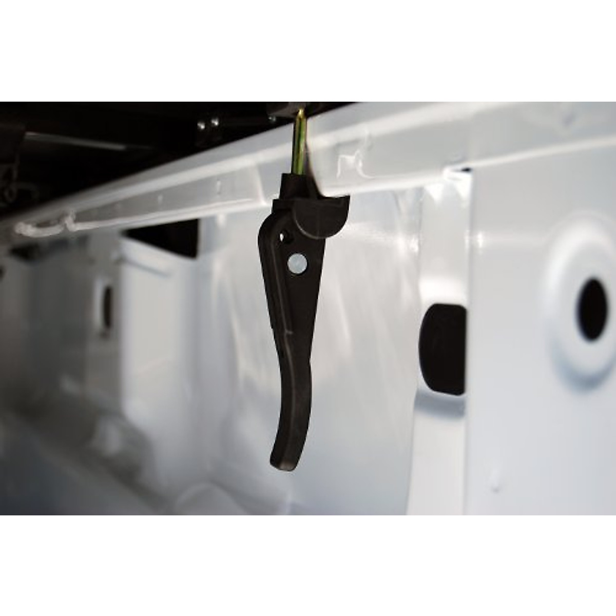 Tonno Pro Tonno Fold, Soft Folding Truck Bed Tonneau Cover | 42-307 | Fits 1997 - 2003 Ford F-150 6' 7" Bed (78.8") , Black