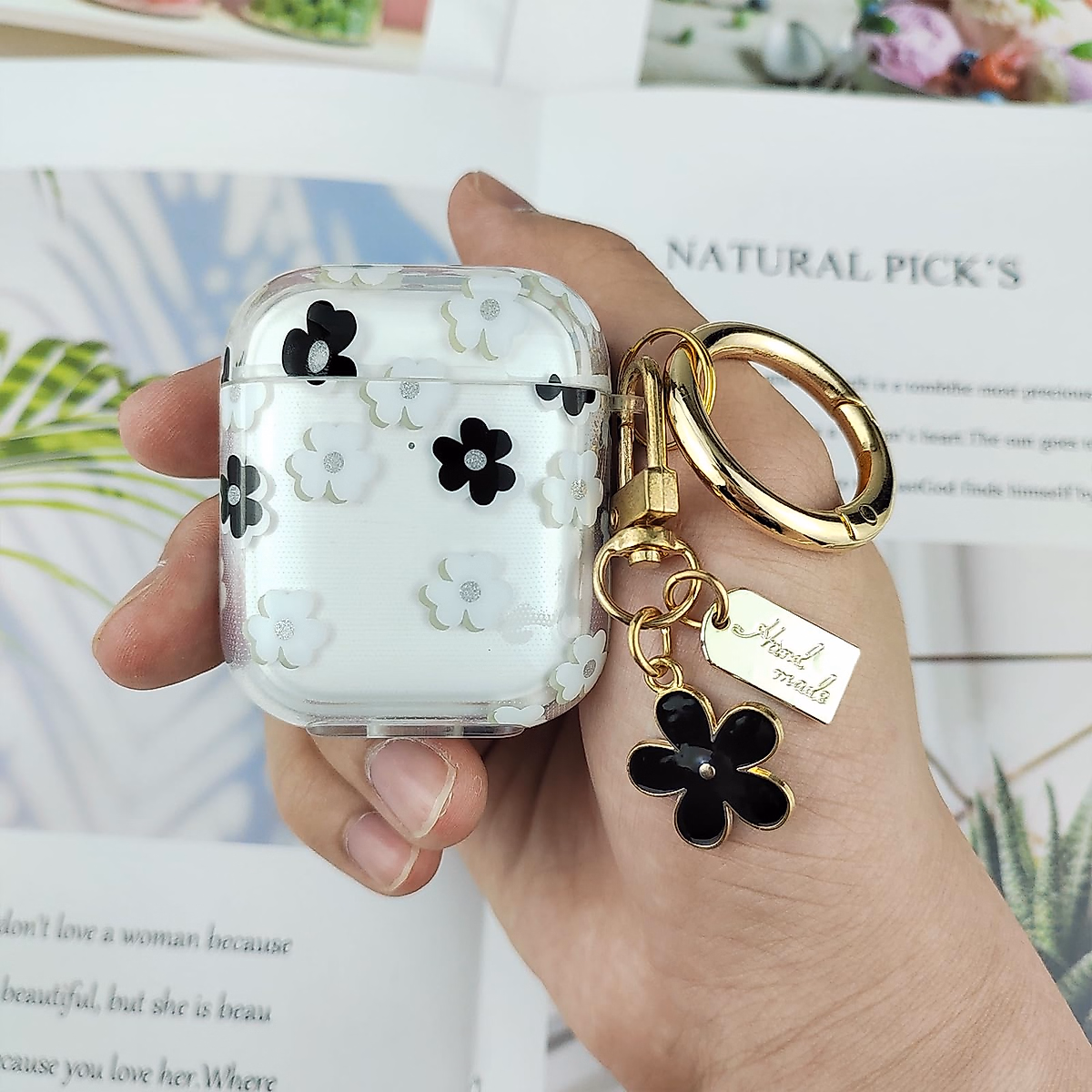 AIIEKZ Compatible with AirPods Case Cover, Soft TPU Case with Cute Flower Pattern for AirPods 2&1 Generation Case with Pendant Keychain and Carabiner for Girls Women (Black)