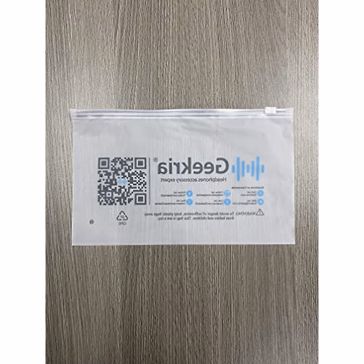 Geekria Stretchable and Washable Earphone Covers and Headband Cover Fits B S0lO Pro, Solo3, Solo2.0 Wireless Headphone/Ear Cushion Covers/Earpad Protectors + Headband Protector (Pop Indigo)