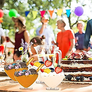 Coloch 100 Pack 4 Oz Plastic Mini Dessert Cup with Spoon, Clear Parfait Appetizer Cup Heart-shaped Small Serving Bowl for Cakes, Ice Cream, Tasting, Party, Buffet, Wedding