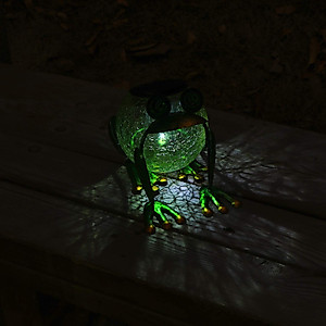 MUMTOP Solar Lanterns Outdoor Waterproof, LED Solar Lights Frog Lamp Decorative Tabletop Lanterns for Patio Garden Yard Table Decor or Gift
