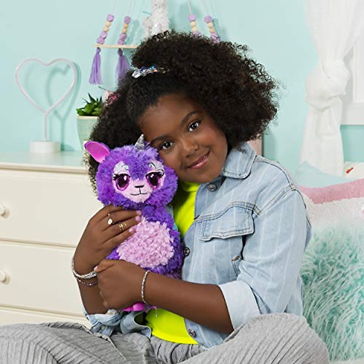 Hatchimals 6046989 - Wow, Llalacorn 32-inch (81.3 centimetres) Tall Interactive Hatchimal with Re-Hatchable Egg (Styles May Vary)