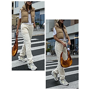 UANEO Cropped Puffer Vest Women Zip Up Stand Collar Sleeveless Padded Crop Puffy Vests (Khaki-M)