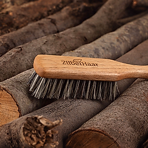 ZilberHaar Vegan Beard Brush - Stiff Bristles - Oiled Walnut and Mexican Tampico bristles - Animal-Free Beard Grooming Product - Made in Germany