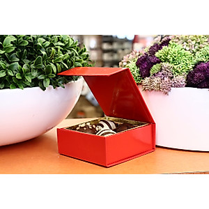 Purple Q Crafts SMALL Red Hard Gift Box With Magnetic Closure Lid 4" x 4" x 1.6" Square Favor Boxes With Red Glossy Finish (5 Boxes)