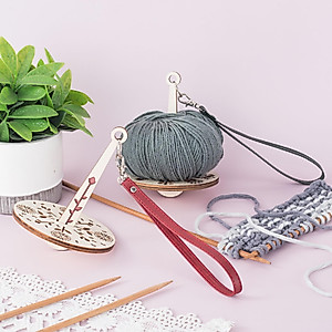 CustomyLife 2pcs Wrist Yarn Holders with Leather Wristbands, Portable Yarn Ball Minder Wooden Yarn Storage Organizer Spinner for Knitting Supplies Crocheting Craft Lover