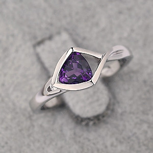 LUO S925 Sterling Silver Unique Infinity Ring Trillion Cut Amethyst Ring Promise Ring for Women US Size 8.5