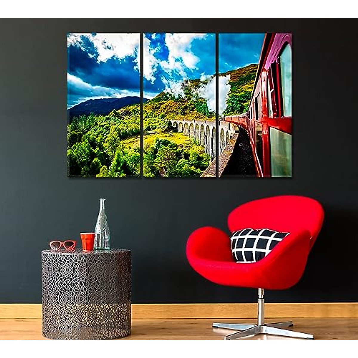 Glenfinnan Railway Viaduct in Scotland Canvas Print 1 Panel / 36x24 inches