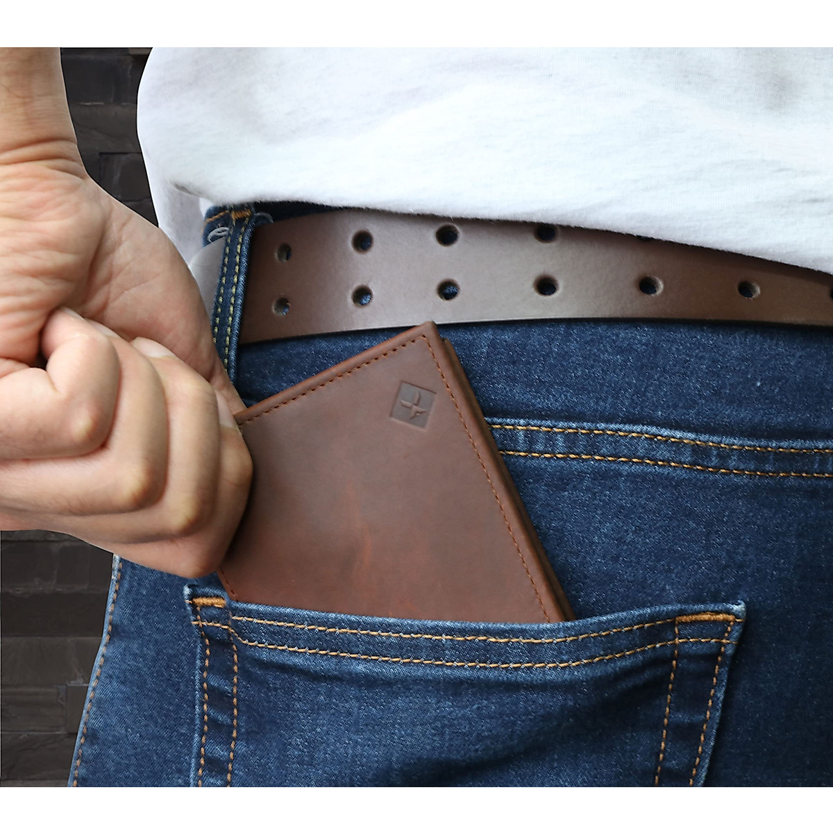 Kolossus Wallet for Men, Full Grain Leather, Minimalist Slim, RFID Blocking, Billfold with 6 Card Slots (Brown)