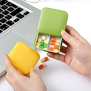 curfair Storage Box Storage Container Convenient Pill Box 2 Grids Waterproof ABS Push-pull Style Storage Organizer Pill Box Moisture Proof for Outdoor Household Supplies-Green