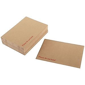 Q-Connect KF3518 Board-Back Envelope 238x163mm 115gsm Peel and Seal (Pack of 125) - Manilla