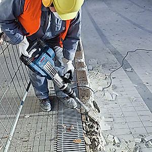 Bosch 1618601017 Emmxcavation Chisel with SDS-Max 4.33inx17.32In