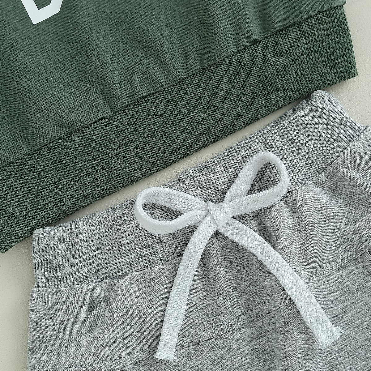 JLKGICF Fall Winter Baby Boys Clothes Long Sleeve MAMA'S BOY Print Sweatshirt+Elastic Sweatpants Toddler Infant Outfit Set (Dark Green Gray4, 0-6 Months)