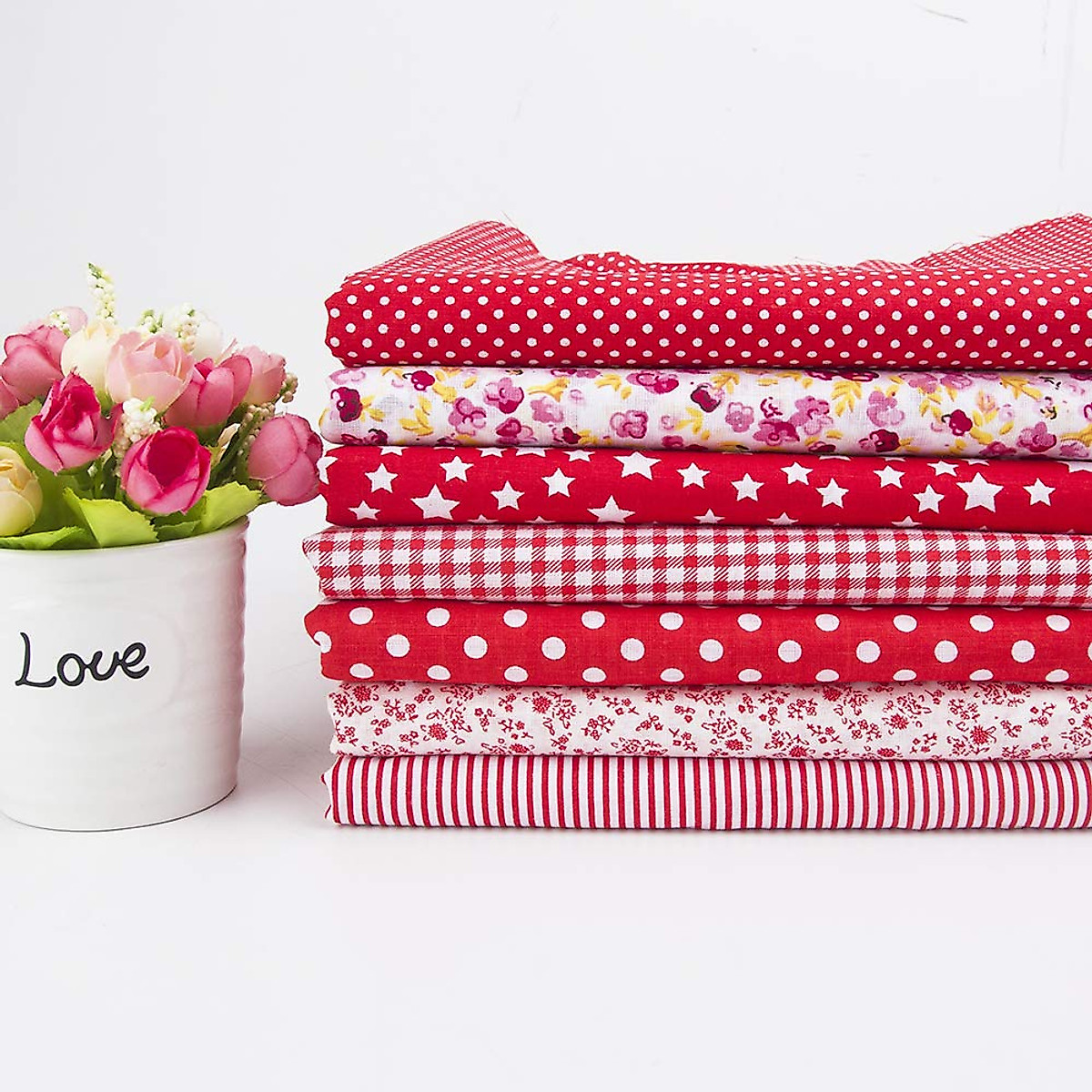 7Pcs 20" x 20" Cotton Fabric DIY Making Supplies Quilting Patchwork Fabric Fat Quarter Bundles DIY for Quilting Patchwork Cushions (Red, 20" x 20")