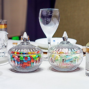 600ml/21oz Large Glass Candy Dish with Lid,Clear Crystal Candy Jar with Lid,Decorative Candy Jar for Candy Buffet, Party, Wedding, Home Decoration,Dishwasher Safe