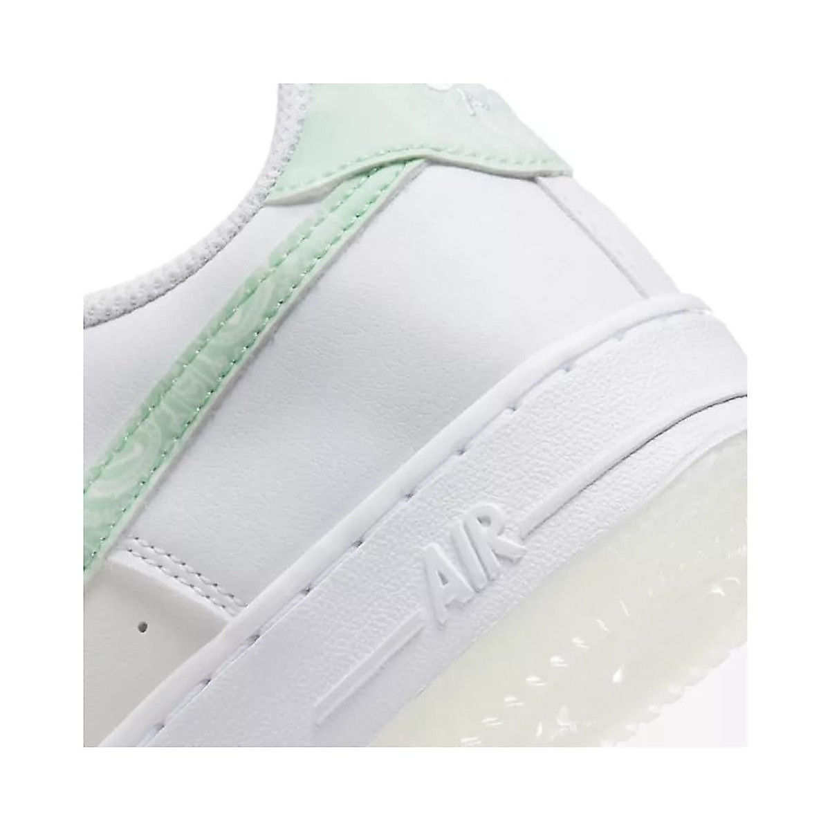 Nike Air Force 1 LV8 GS (Big Kid) White/Mint Foam/White/Phantom 5.5 Big Kid M