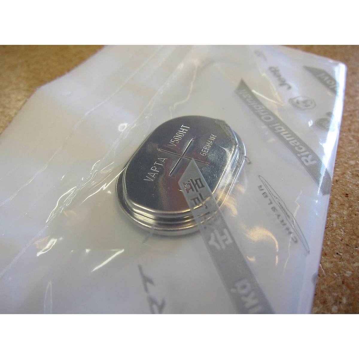 Chrysler Dodge Jeep Flashlight Lamp Battery Mopar OEM