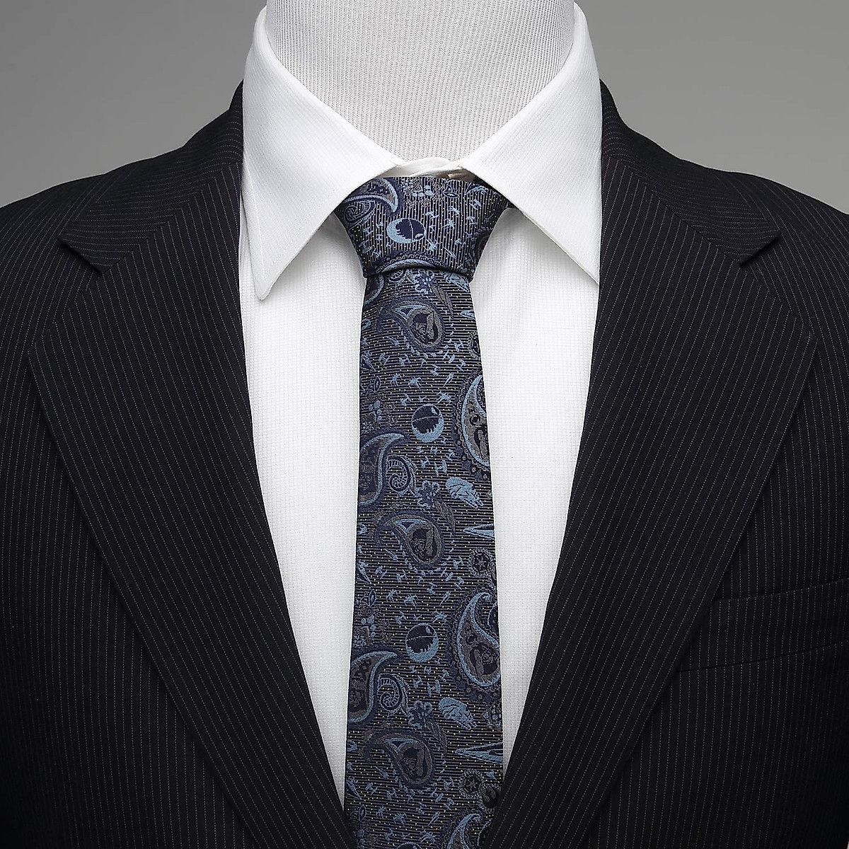 Cufflinks Inc. Vader Paisley Blue and Gray Men's Tie