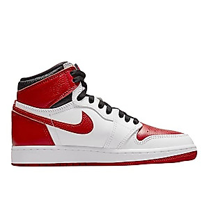 Jordan Boy's Air Jordan 1 Retro High OG (Big Kid) White/University Red/Black 7 Big Kid M