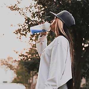 Forzagen Shaker Bottle 20 oz - Protein Shaker Bottle for Pre & Post workout drinks - Classic Protein Mixer Shaker Bottle (White)