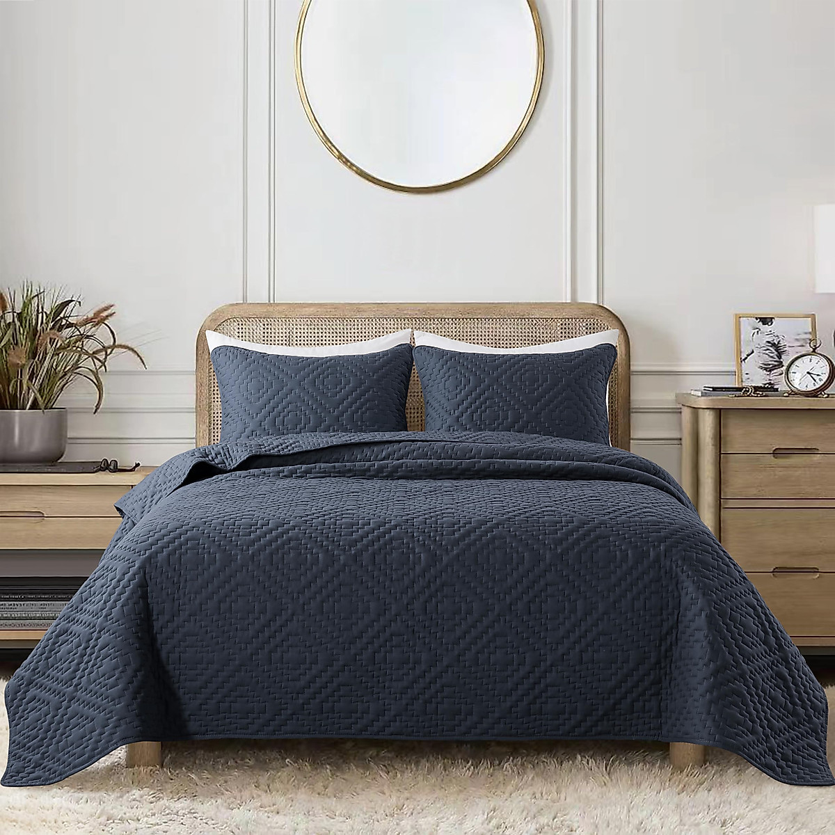 R.SHARE Oversized California King Size Quilt Bedding Sets with Pillow Shams, Navy Blue Cal King Lightweight Soft Bedspread Coverlet for All Season, 118x106 inches