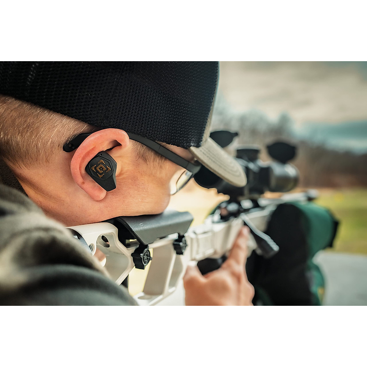 Caldwell E-MAX Shadows Pro - Electronic Hearing Protection with Ambient Sound Amplification, Bluetooth, Rechargeable Case for Shooting, Range