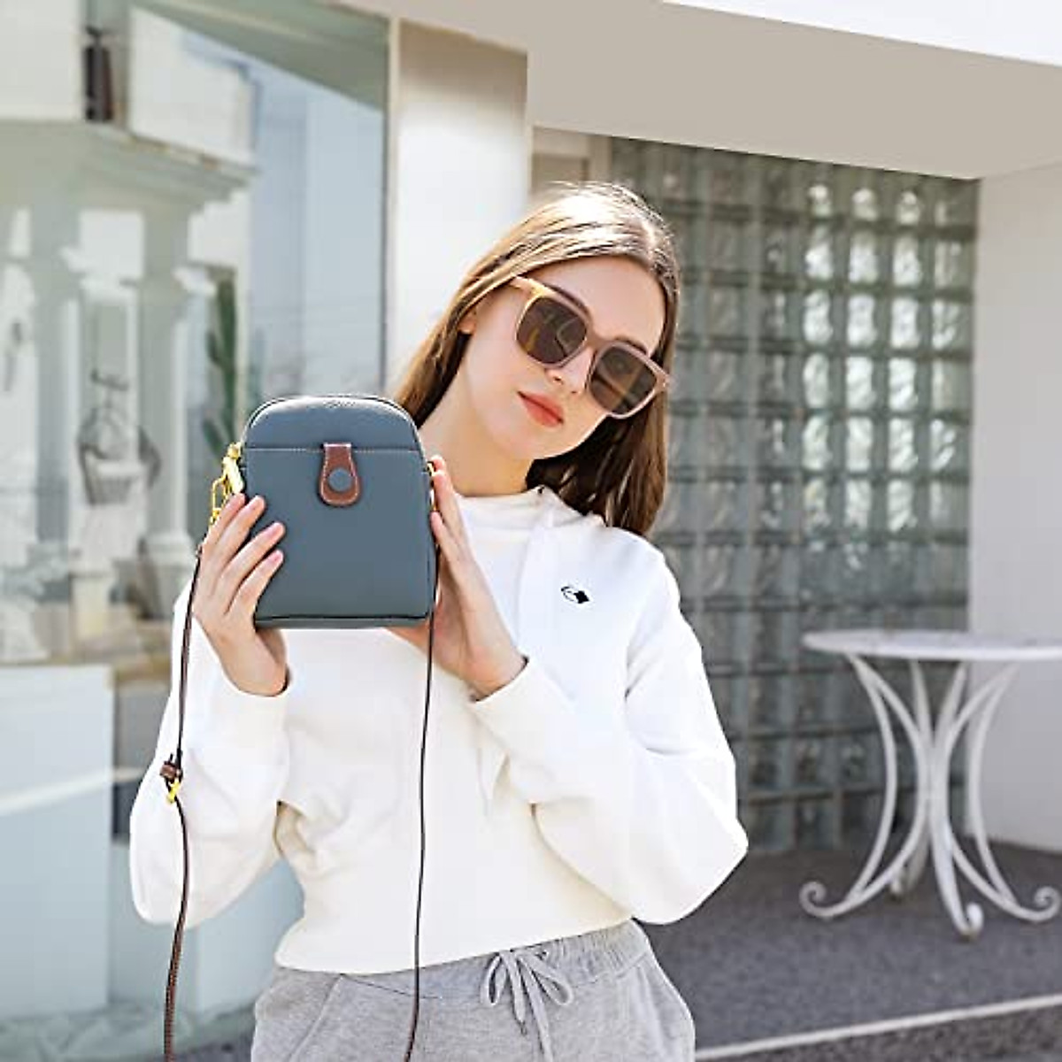 EXSIAR Leather Small Crossbody Cell Phone Purse for Women Designer Retro Zipper Purses Mini Wallet Bag with Credit Card Slots