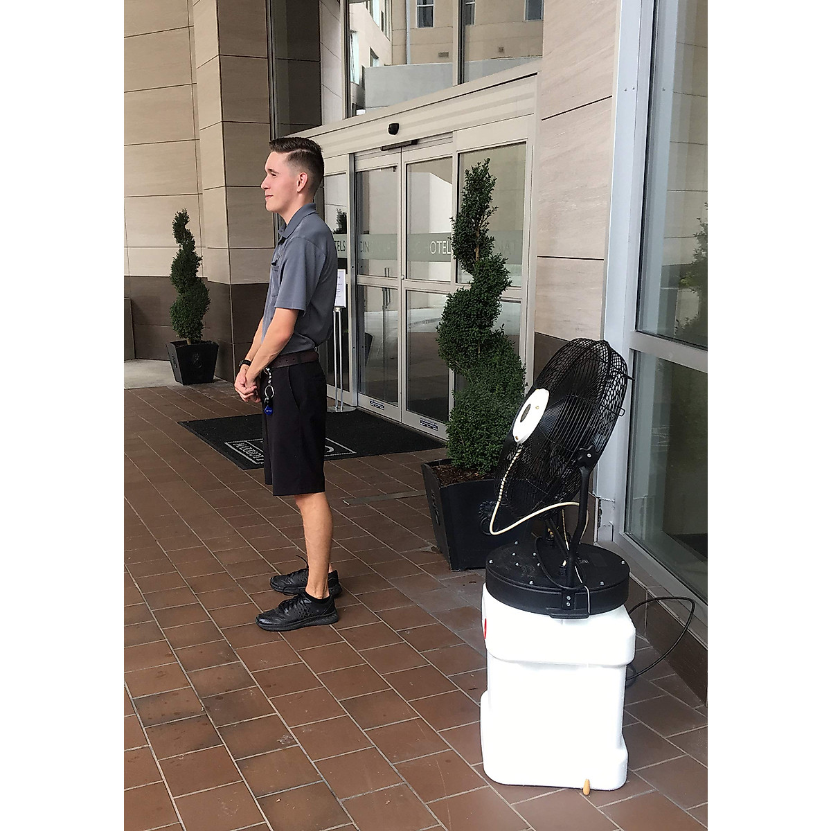 TPI PM18S Outdoor Rated Self-Contained Power Mister, Stand Alone, Medium Pressure, 18" Blade Size, 120-Volt with GFCI Plug