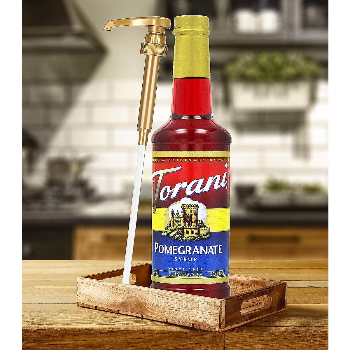 Torani Pomegranate Syrup with Little Squirt Syrup Pump, 750ml 25.4 Ounces