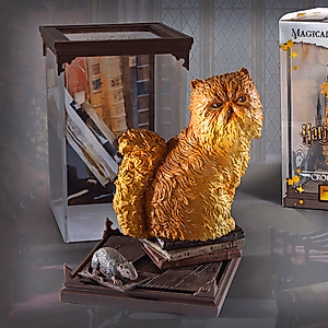 The Noble Collection Harry Potter Magical Creatures No. 11 - Crookshanks