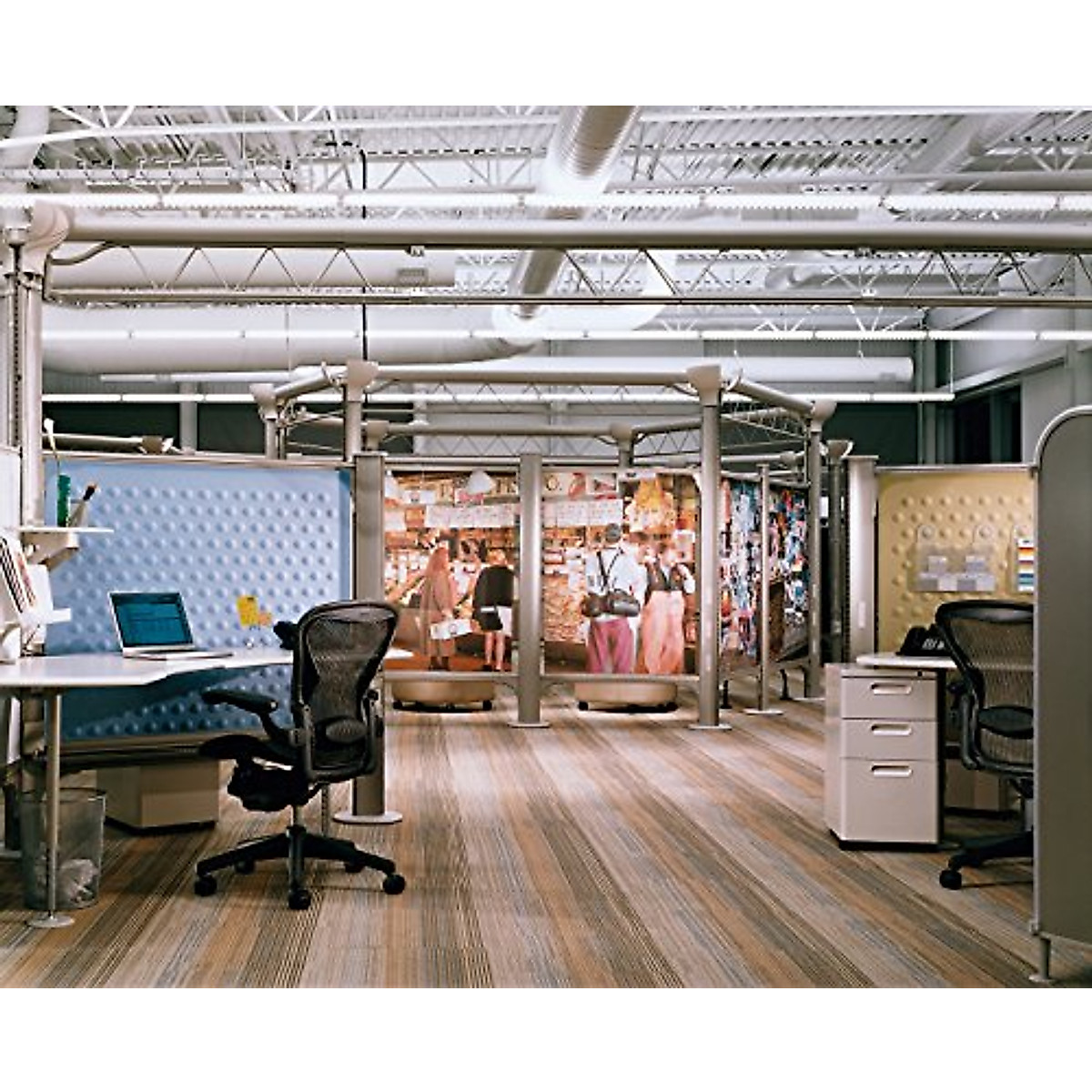 Herman Miller Classic Aeron Task Chair: Tilt Limiter w/Seat Angle Adj - Lumbar Pad - Fully Adj Vinyl Arms - Standard Carpet Casters