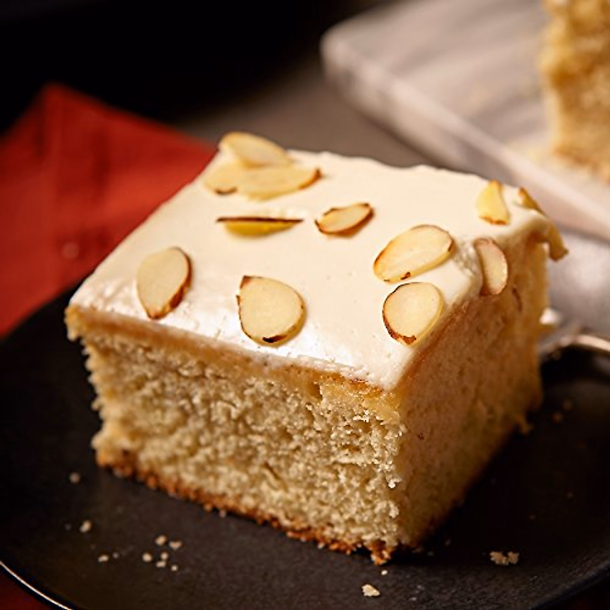 Wilton Bake It Better 9" x 13" Cake with Handle