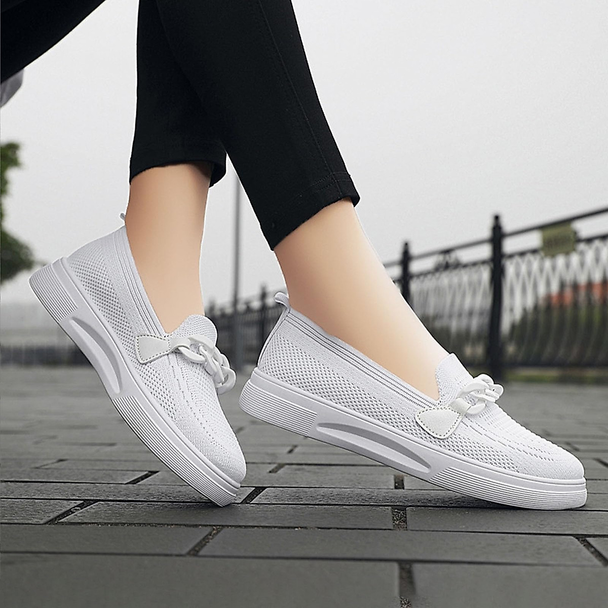 VIFOCUS Women's Slip on Breathe Mesh Walking Shoes,Lightweight Comfort Non-Slip Softsole Chain Fashion Sneakers Casual Penny (Black,8)