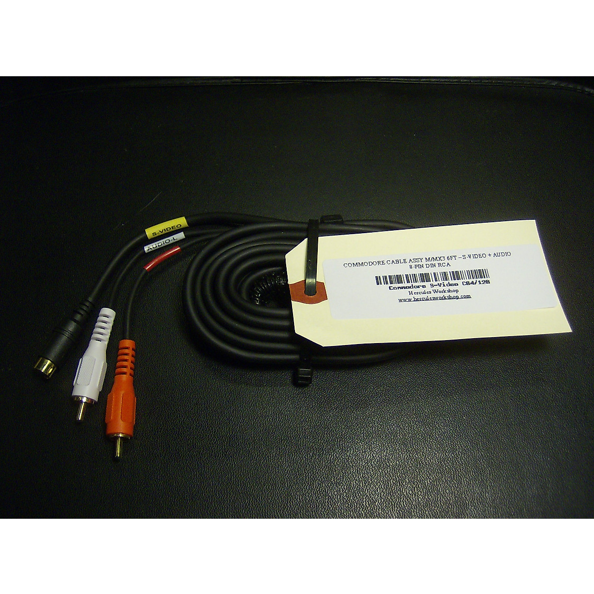 Commodore Video Monitor TV Cable (S-Video + Audio) - C-64/C-128