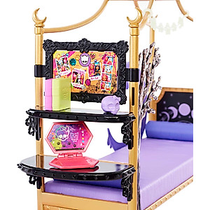 Monster High Playset, Clawdeen Wolf Bedroom with Doll House Furniture & Toy Accessories Like Spooky Decor & Snacks, Sticker Sheet