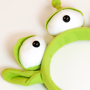 Oufegm Alien Headband Three-eyed Headband for Kids Toy Monster Story Plush Headwear Hat Accessories for Party Costume Accessories Halloween Costumes