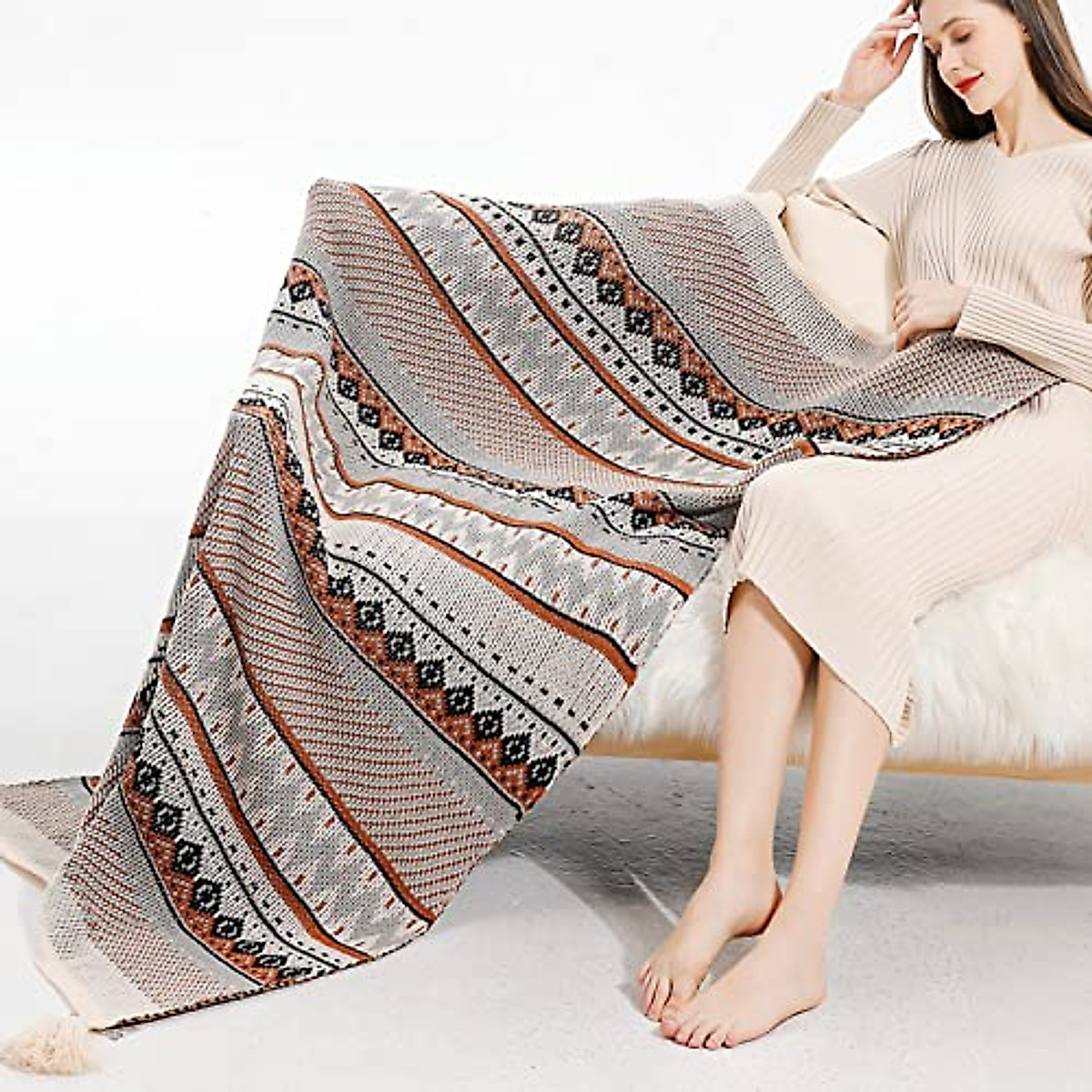 SahSahCasa Bohemian Knitted Throw Blanket wiz Tassels, Brown Throw Blanket for Sofa, Couch, Bed, Camping, Bohemian Decor for Room, Bedroom, Living Room