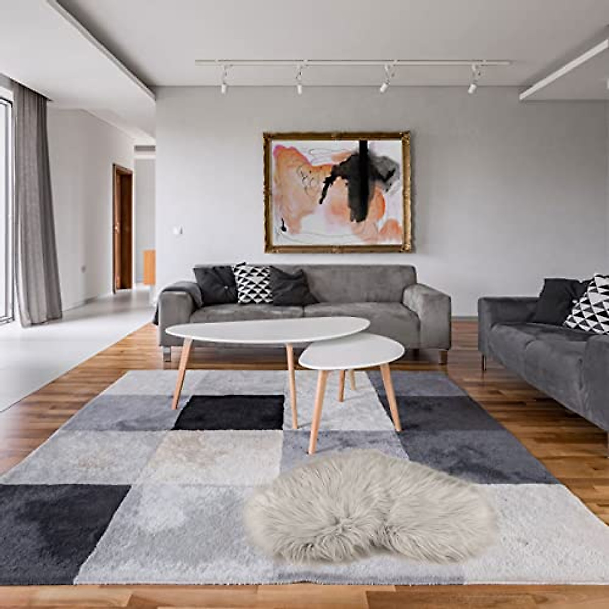 Nuxn 40 x 50cm Heart Shape Faux Sheepskin Rug Soft Long Plush Fluffy Shaggy Carpet Area Mats Rugs Bedroom Sofa Decorative Floor Carpet (Grey)