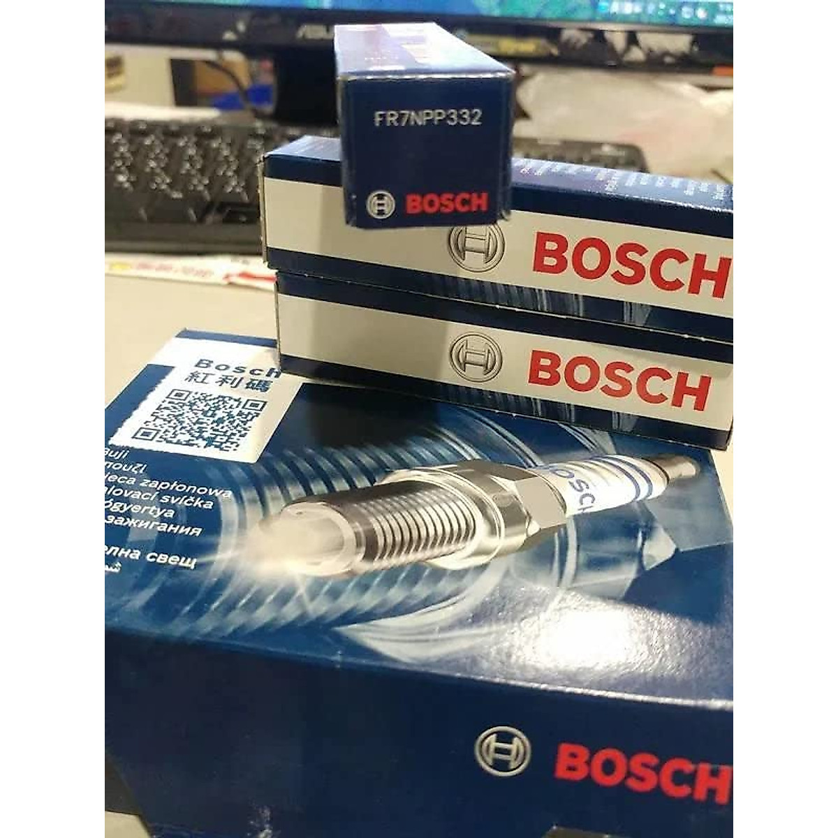 BMW Spark Plugs Platinum Plug Set Bosch OEM 158253 / FR7NP P332 (6pcs)