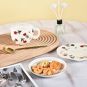 Koythin Ceramic Coffee Mug, Cute Pink Cup for Women with Saucer for Office and Home, Dishwasher and Microwave Safe, 10 oz/300 ml for Latte Tea Milk (White Floret)