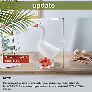 Magnetic Goose - Goose Statue Key Holder Entrance Home Decor Kawaii Room Office Table Desk Decor Aesthetic Funny Bedroom Decor Housewarming Gifts for Women Men