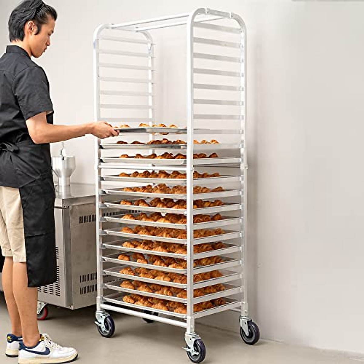 Restaurantware Kitchen Tek 28.25 x 18 x 69.25 Inch Bun Pan Rack 1 Sideload Sheet Pan Rack - Full-Height 2 Locking & 2 Non-locking Casters Silver Aluminum Bun Pan Rack With Wheels Holds 20 Pans